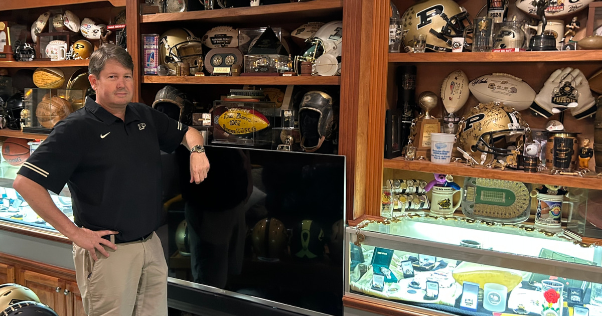 Bob Griese’s Rose Bowl watch. Glenn Robinson’s locker. Chris Pate has ...