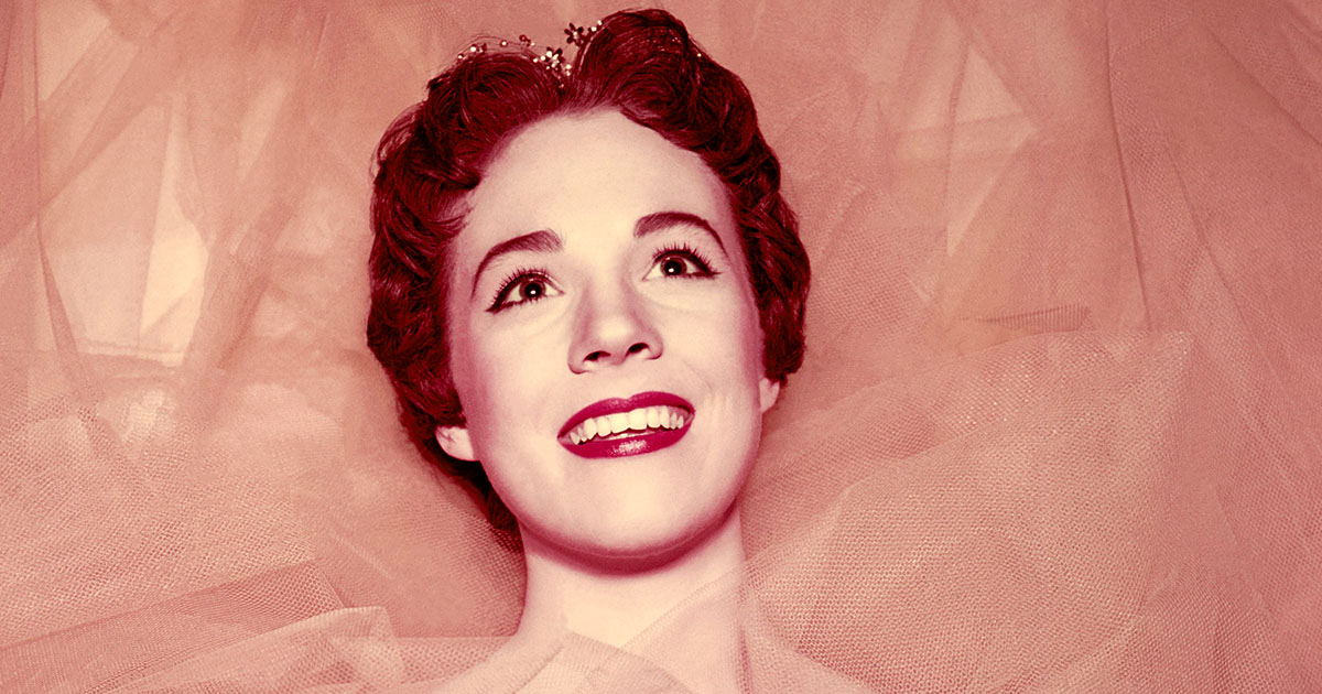 This legendary actress made a rare public appearance at 90 – fans say ...
