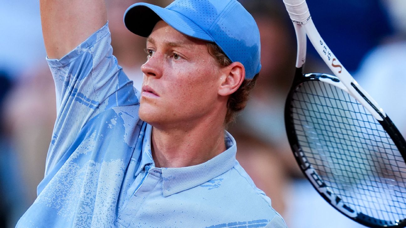 Jannik Sinner plays through heat wave to win Wimbledon warmup