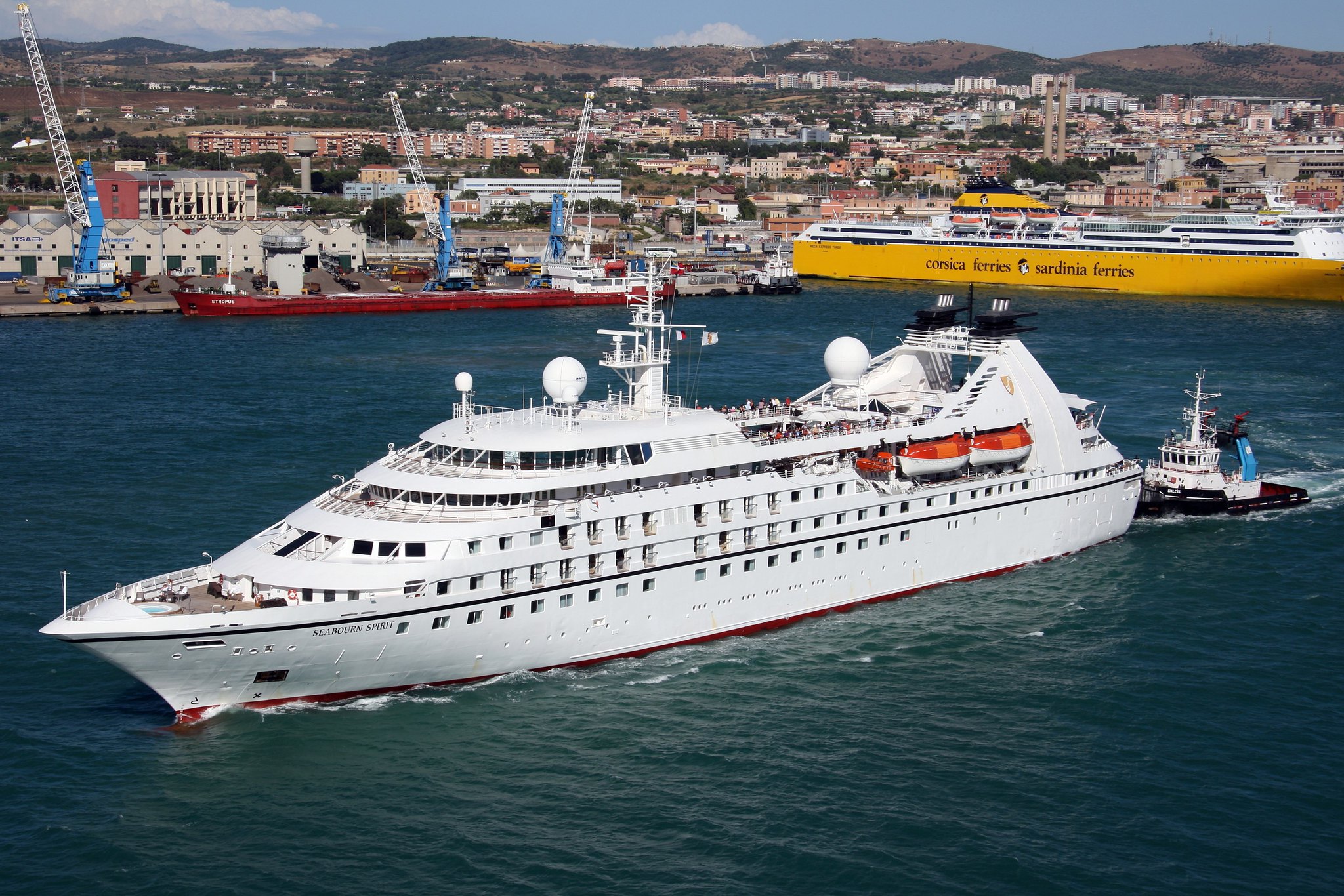 16 benefits of sailing on smaller luxury cruise lines