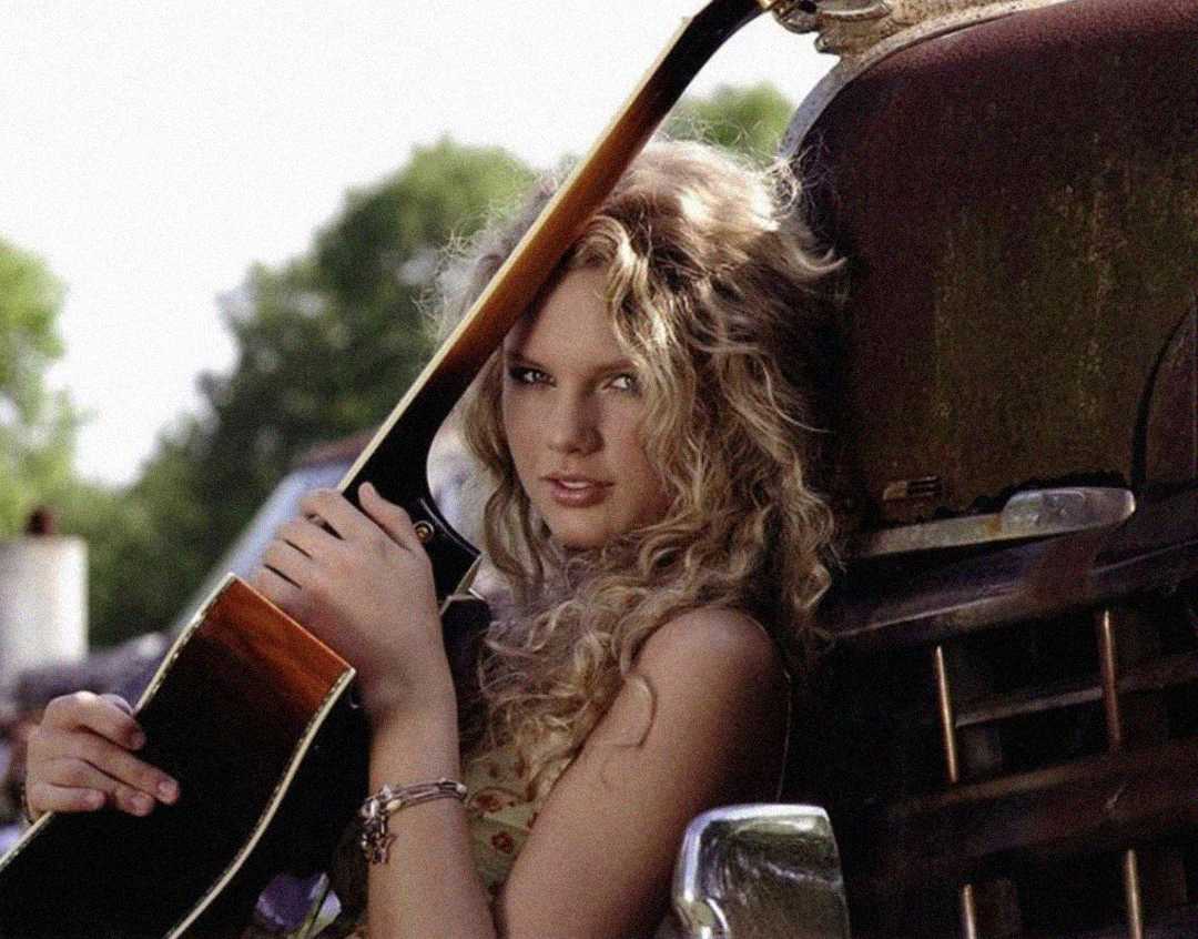 20 Taylor Swift tracks that cemented her superstar status