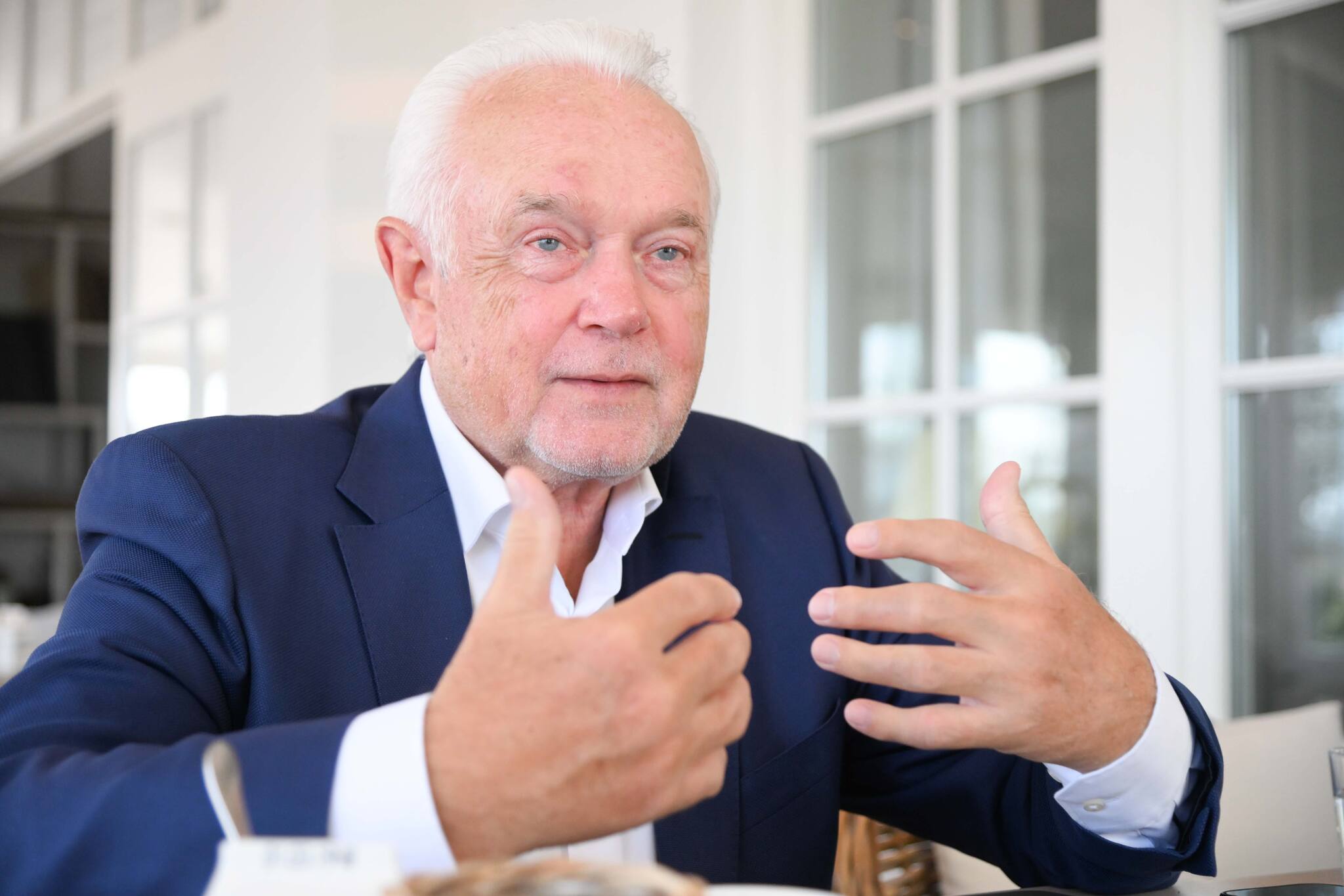 Wolfgang Kubicki wirbt als Geschäftsführer für Glücksspiel im Supermarkt