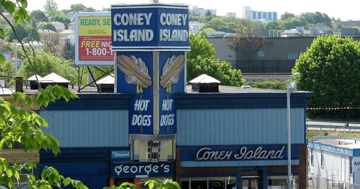 6 classic Massachusetts hot dog stands worth the drive