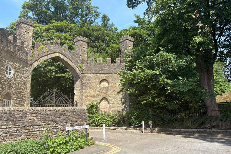Historic Arbories Lodge in Padiham on market with guide price of £70,000