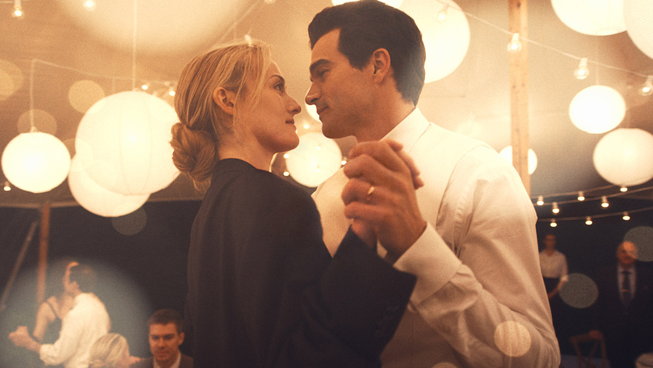 Love Story: JFK Jr., Carolyn Bessette Cast Gotham TV Awards Honor