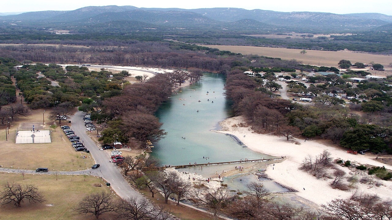 Why hundreds of thousands of Texans keep coming back to this Uvalde ...