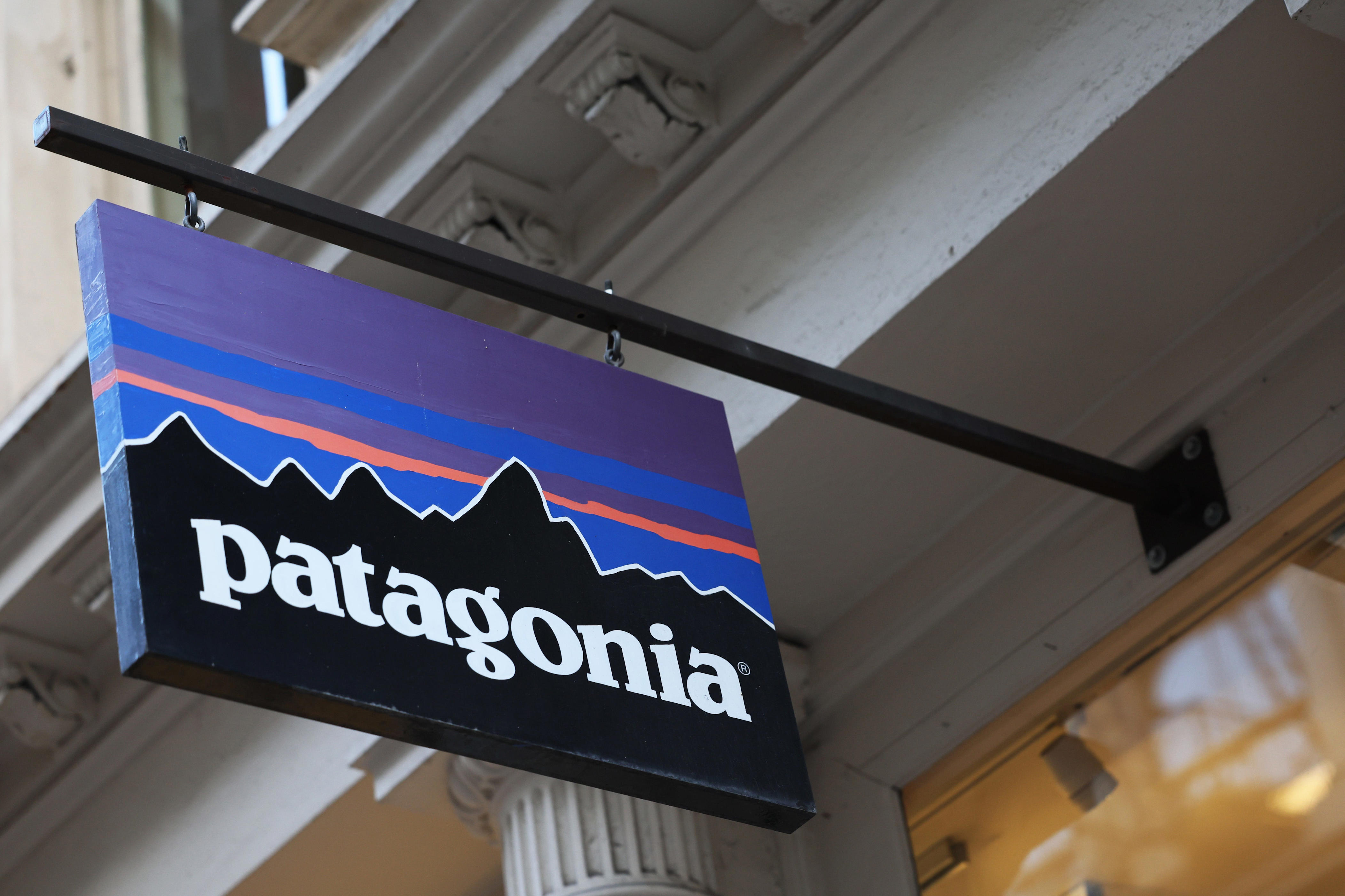 Patagonia sues drag queen Pattie Gonia over trademark. What's happening