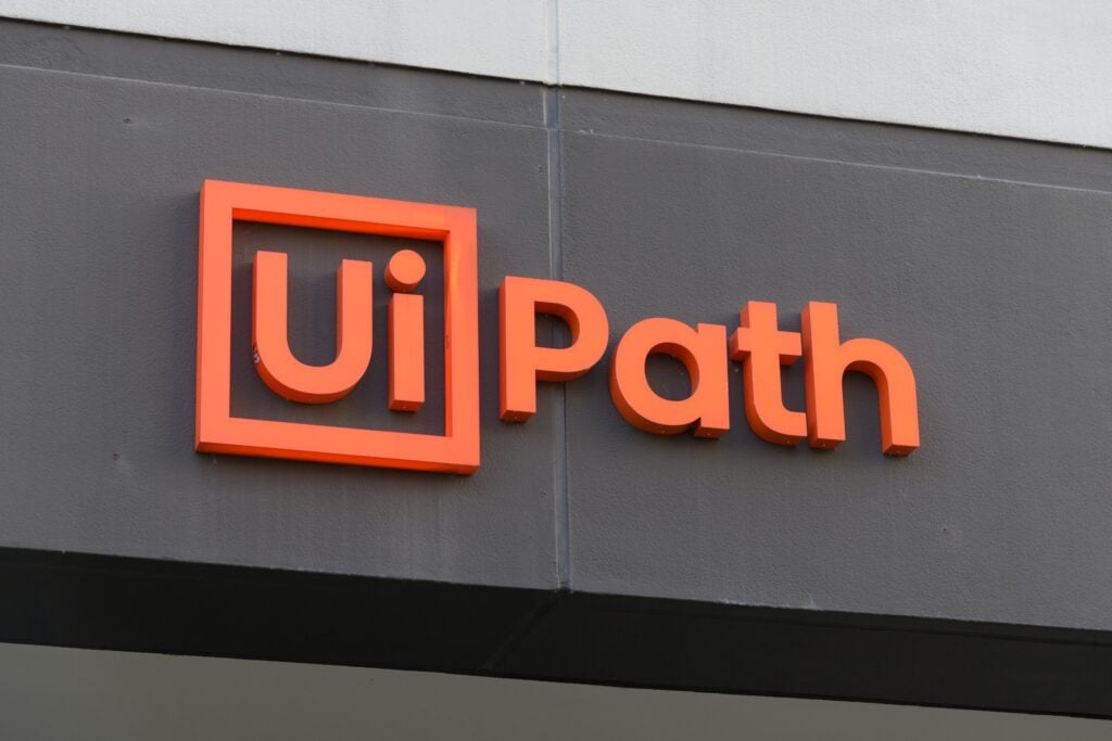 UiPath stock rises ahead of Q1 earnings: What traders should watch