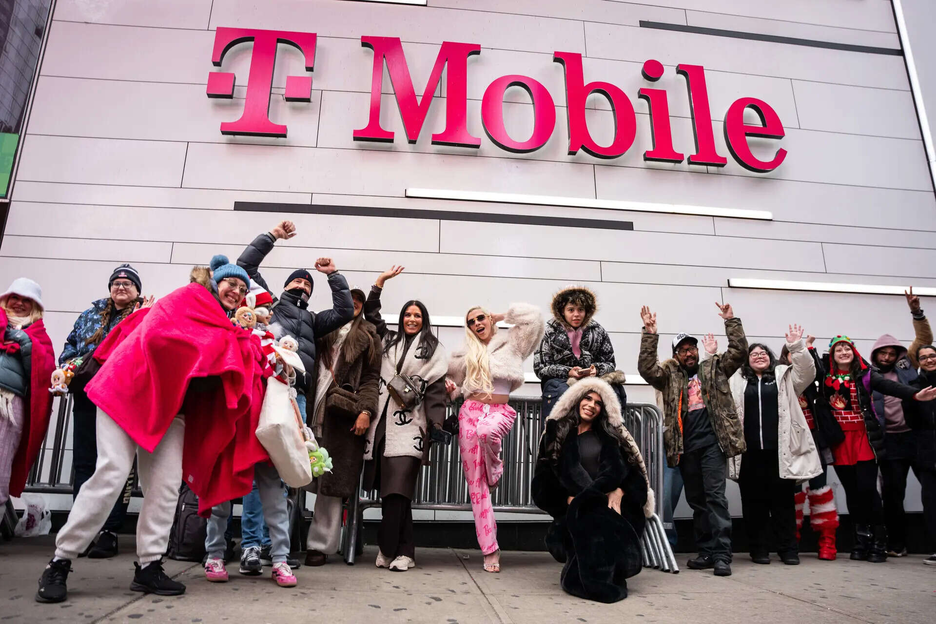 Could the T-Mobile Fiber outage become worse? How serious is the T ...