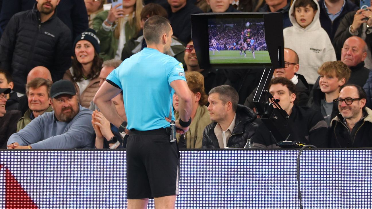 VAR explained by former referee: How will it work at World Cup?