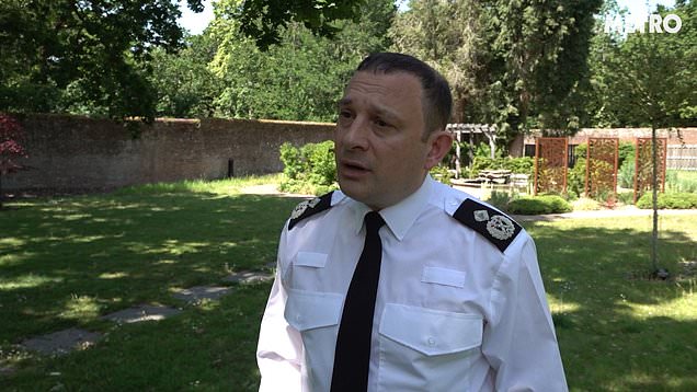 Hampshire & Isle of Wight Constabulary apologise for not saving Henry ...