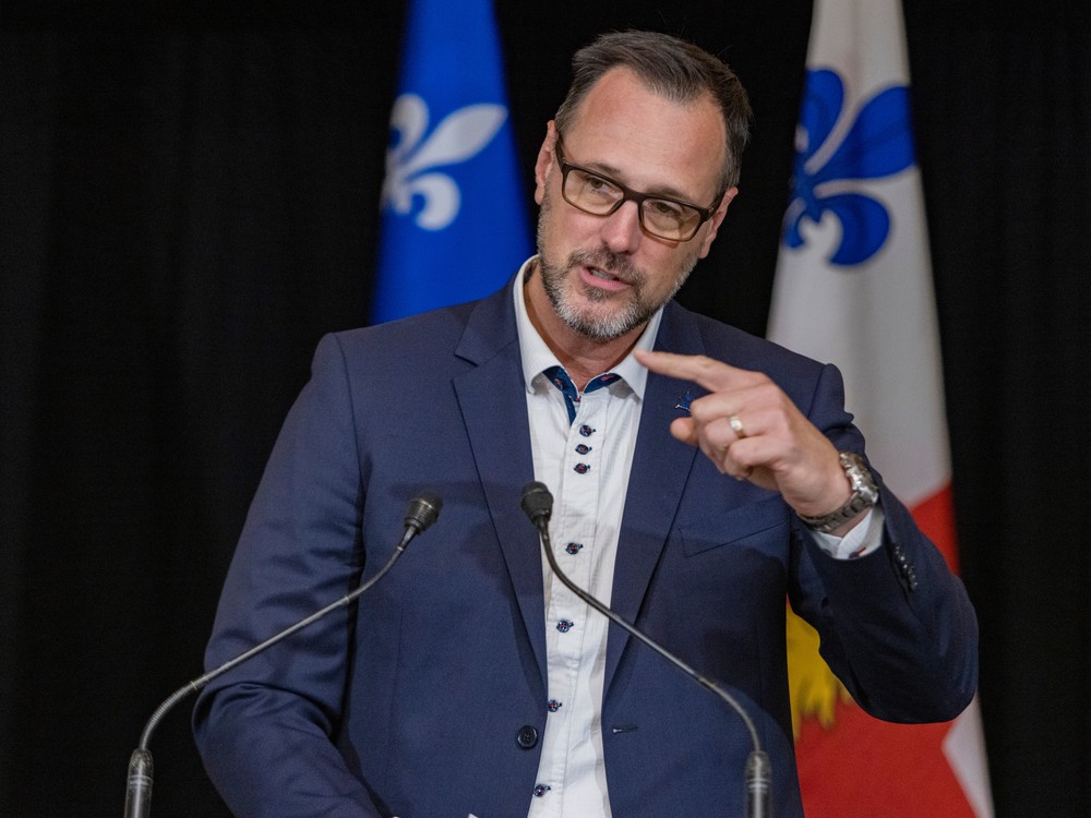 Quebec will not remove English content from government websites ...