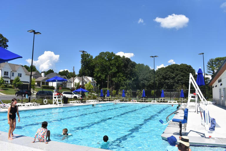 Brookhaven kicks off pool season