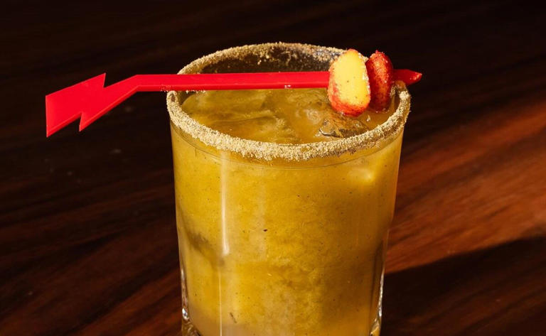 Citas, hamburguesas y futbol en un speed dating de CDMX