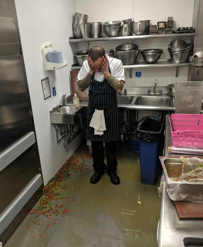 I’m never going to recover from this: 73 hilariously bad kitchen fails