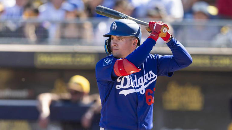Dodgers' roster move for Teoscar Hernandez injury gives prospect second ...