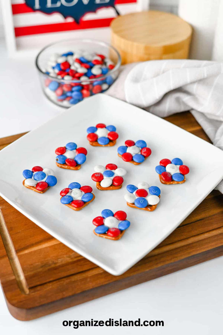 Red White And Blue Flower Pretzel Bites