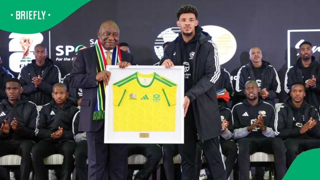 Ramaphosa consoles heartbroken Bafana stars after World Cup axe: "Your ...