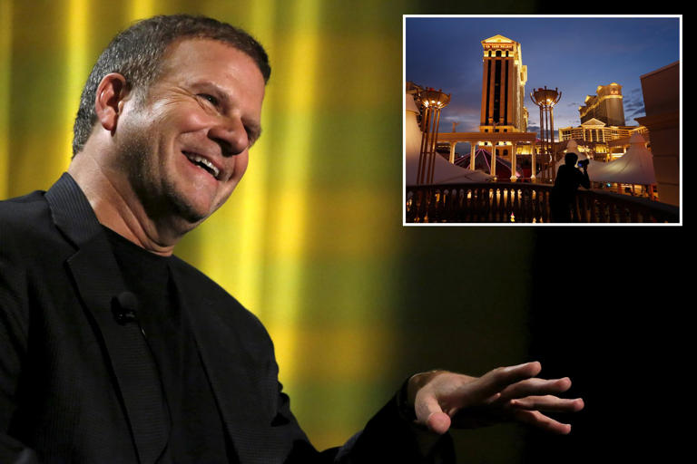 Billionaire Tilman Fertitta buying Las Vegas Strip icon Caesars ...