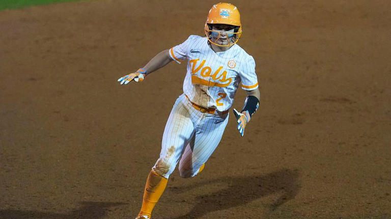 Gameday predictions: Tennessee softball vs. Texas in the Women's ...