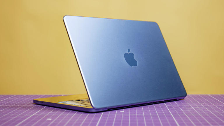 Qualcomm's Snapdragon C chip is here to take on the MacBook Neo