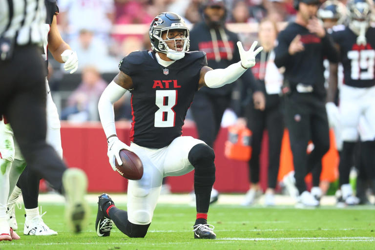 Falcons TE Kyle Pitts 'trying to be the best version of himself'