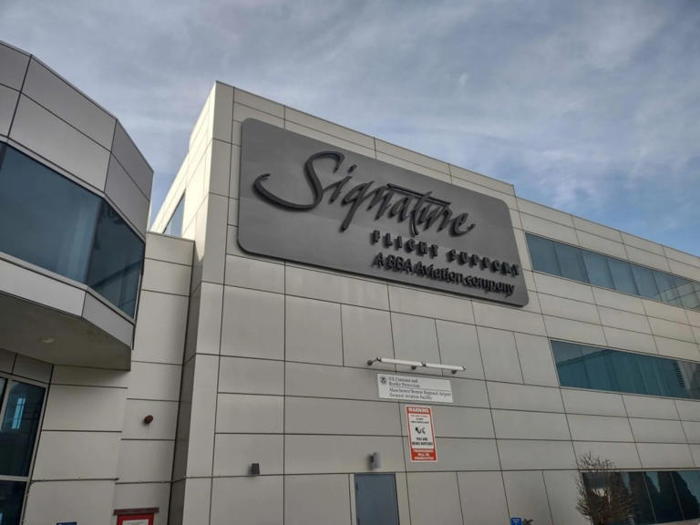 Signature breaks ground on new Roanoke hangar