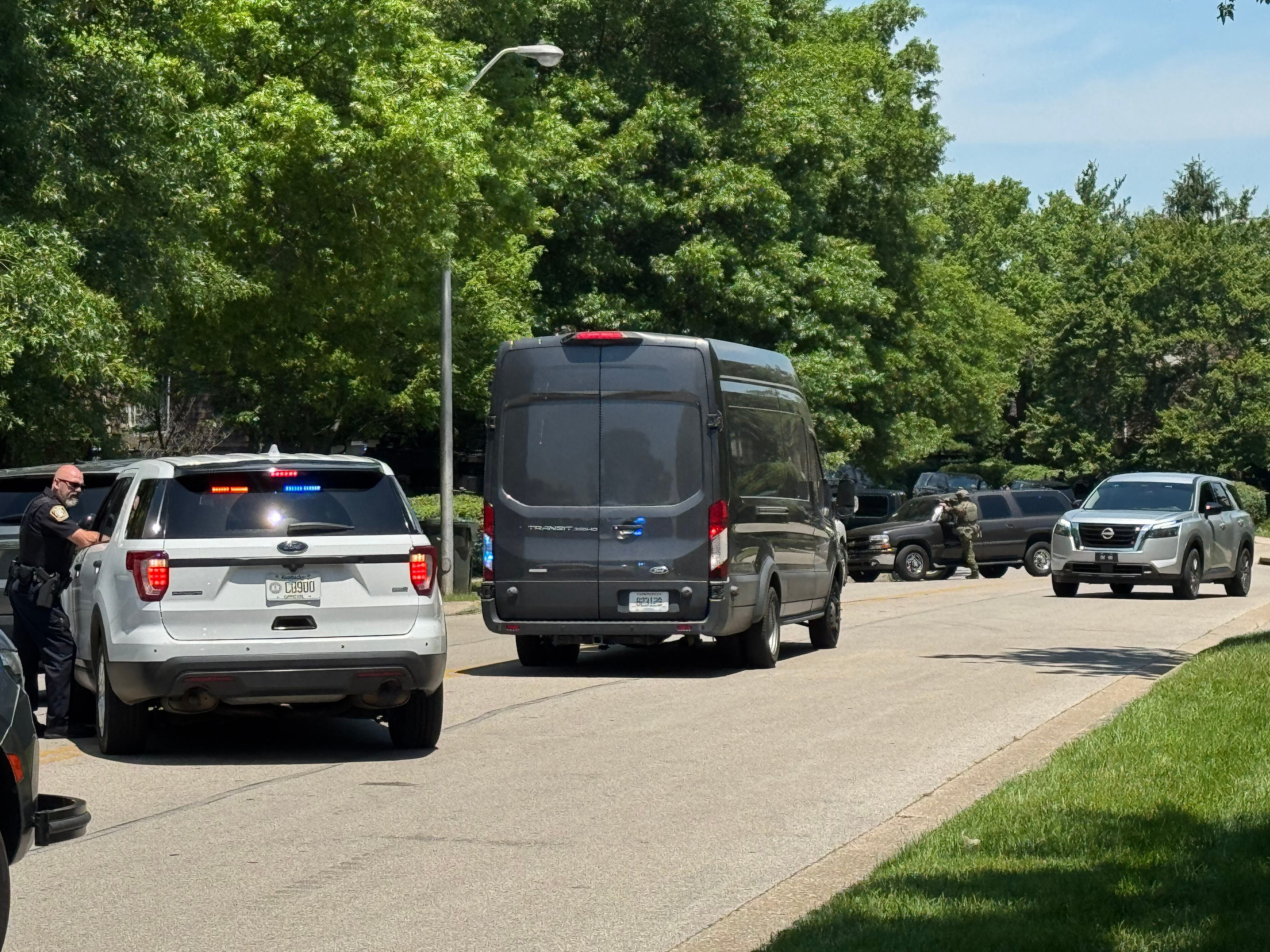 Man in custody after hours-long barricade scene in Lexington