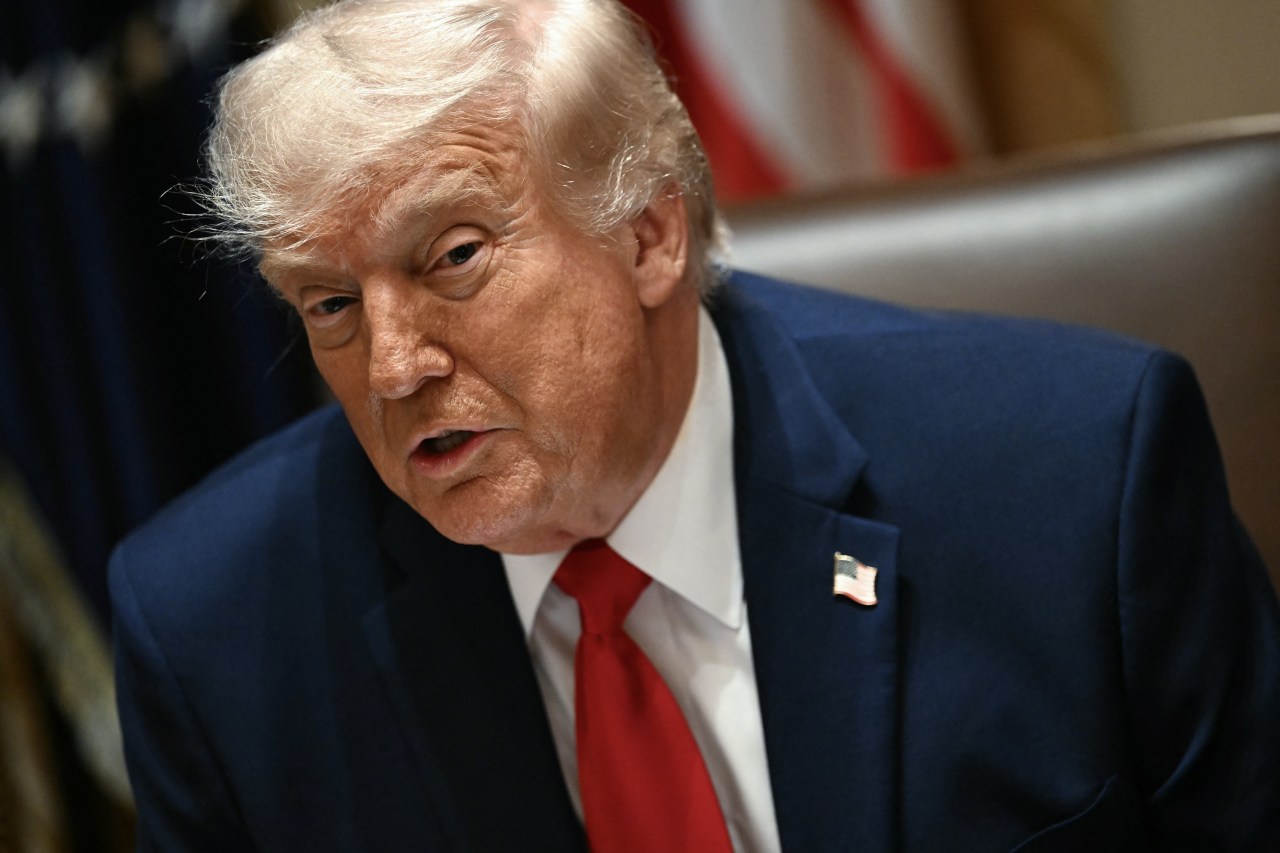 Putting Trump’s face on $250 bill faces hurdles