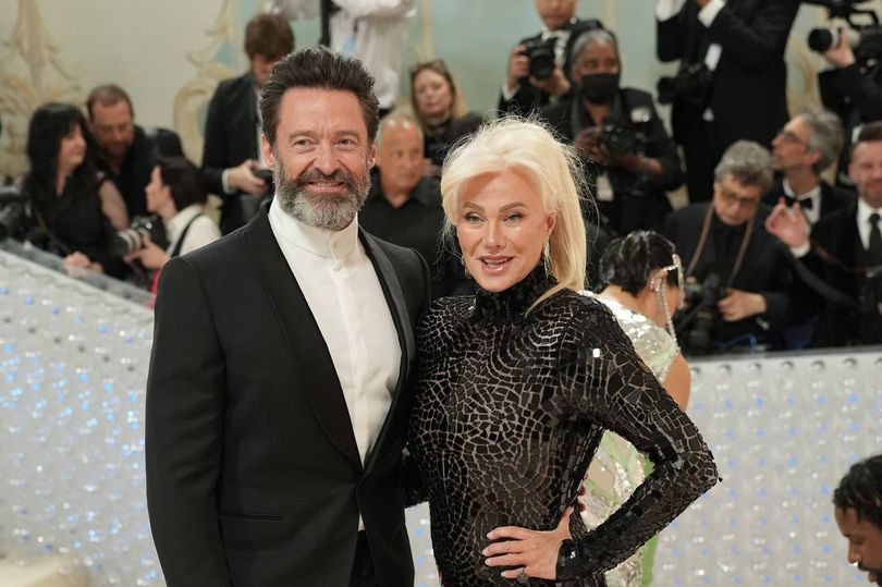 Hugh Jackman parece lanzar indirecta a su exesposa Deborra-Lee Furness ...