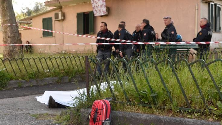 Napoli, ucciso mentre era in auto con nipotino: via l’ergastolo, 30 ...