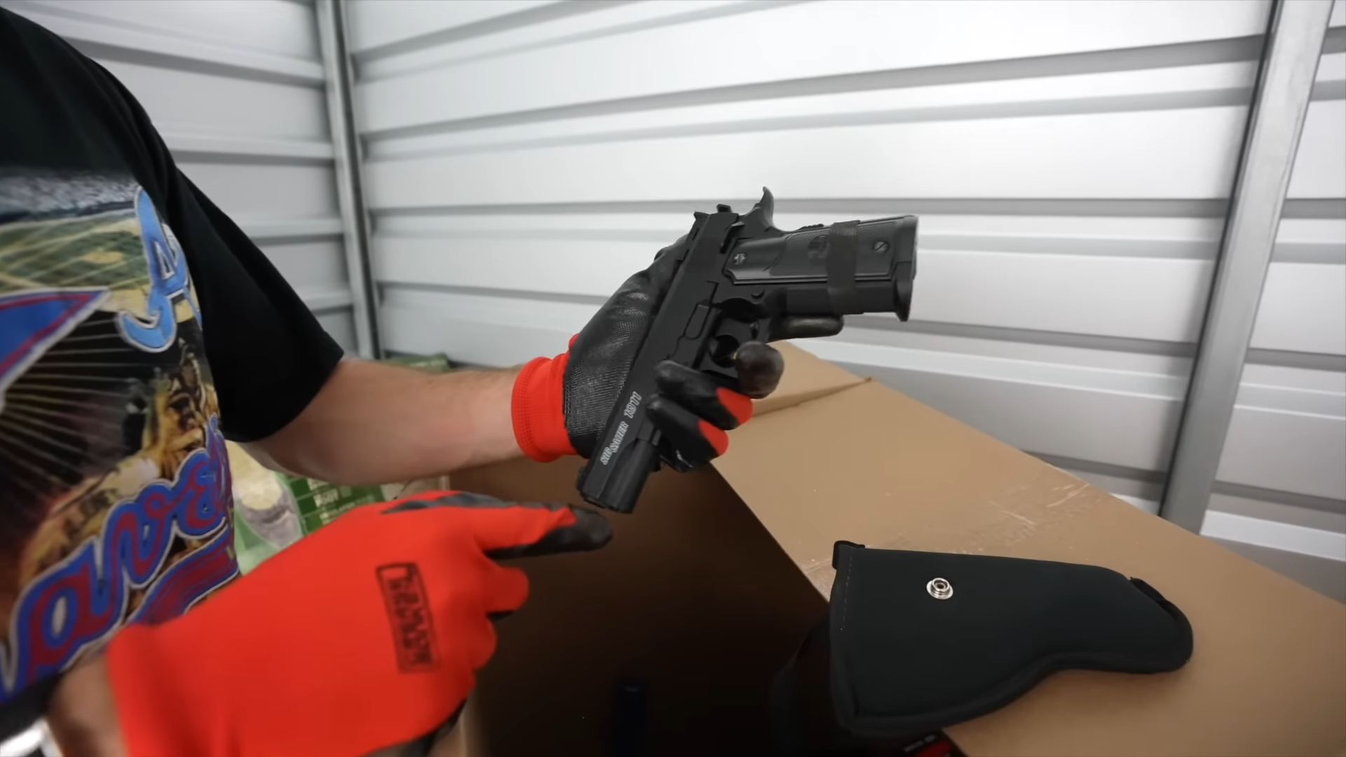 What was hidden in this $430 locker left everyone confused