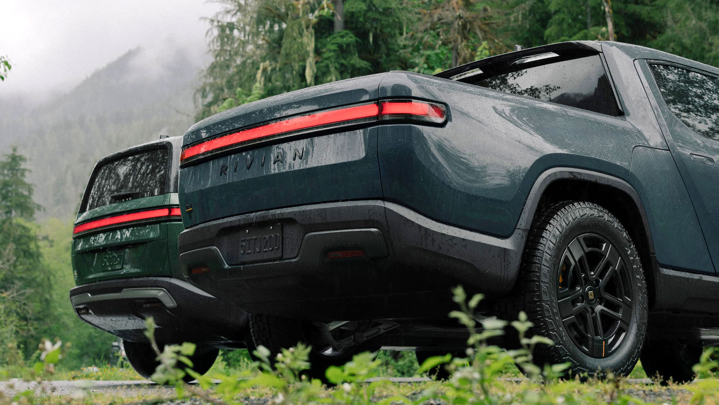 NHTSA investigating Rivian for rear toe links that fall apart while ...