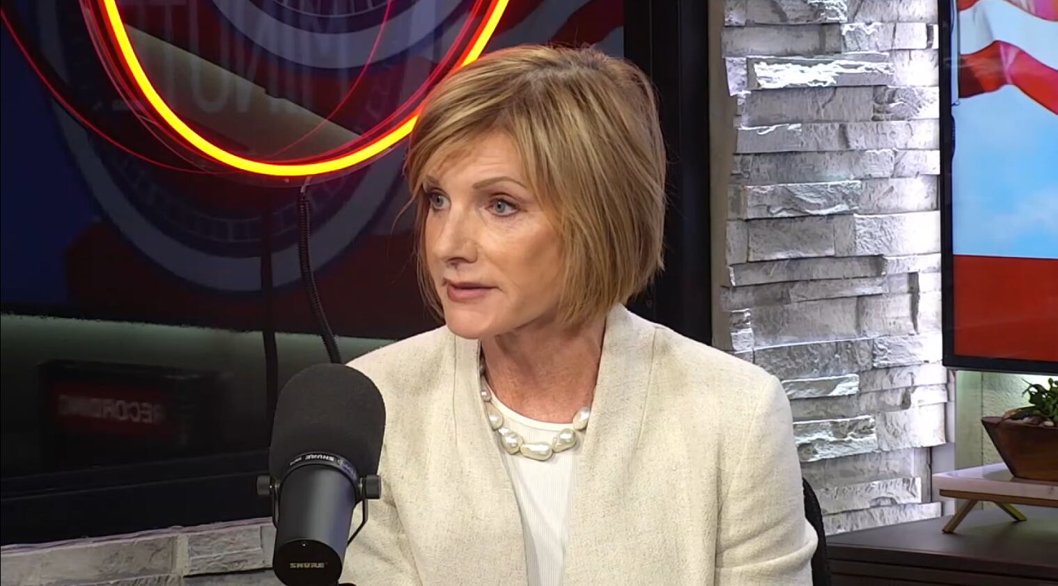 Got a minute? Rep. Susie Lee touts bipartisan record in Congressional ...