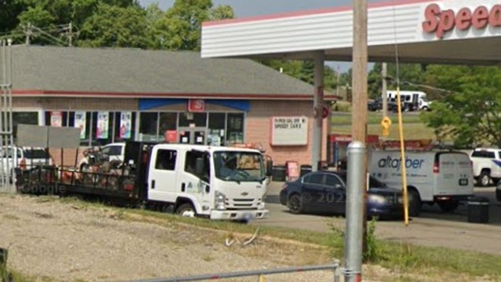 Man accused of robbing Greater Cincinnati convenience store at gunpoint