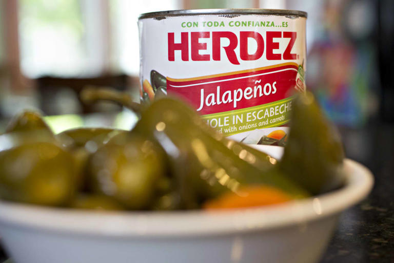 Tale of 2 food stocks: Hormel jumps on earnings while Tyson falls on ...