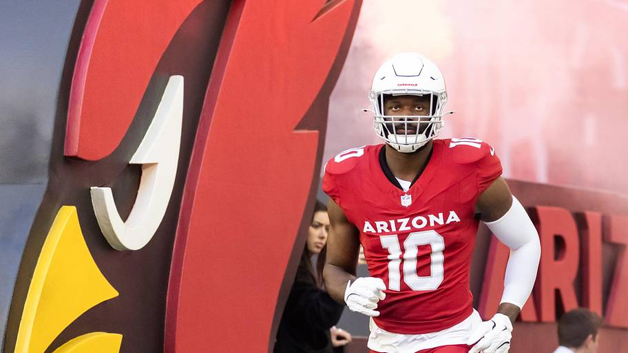 The case for and against Titans trading for Josh Sweat