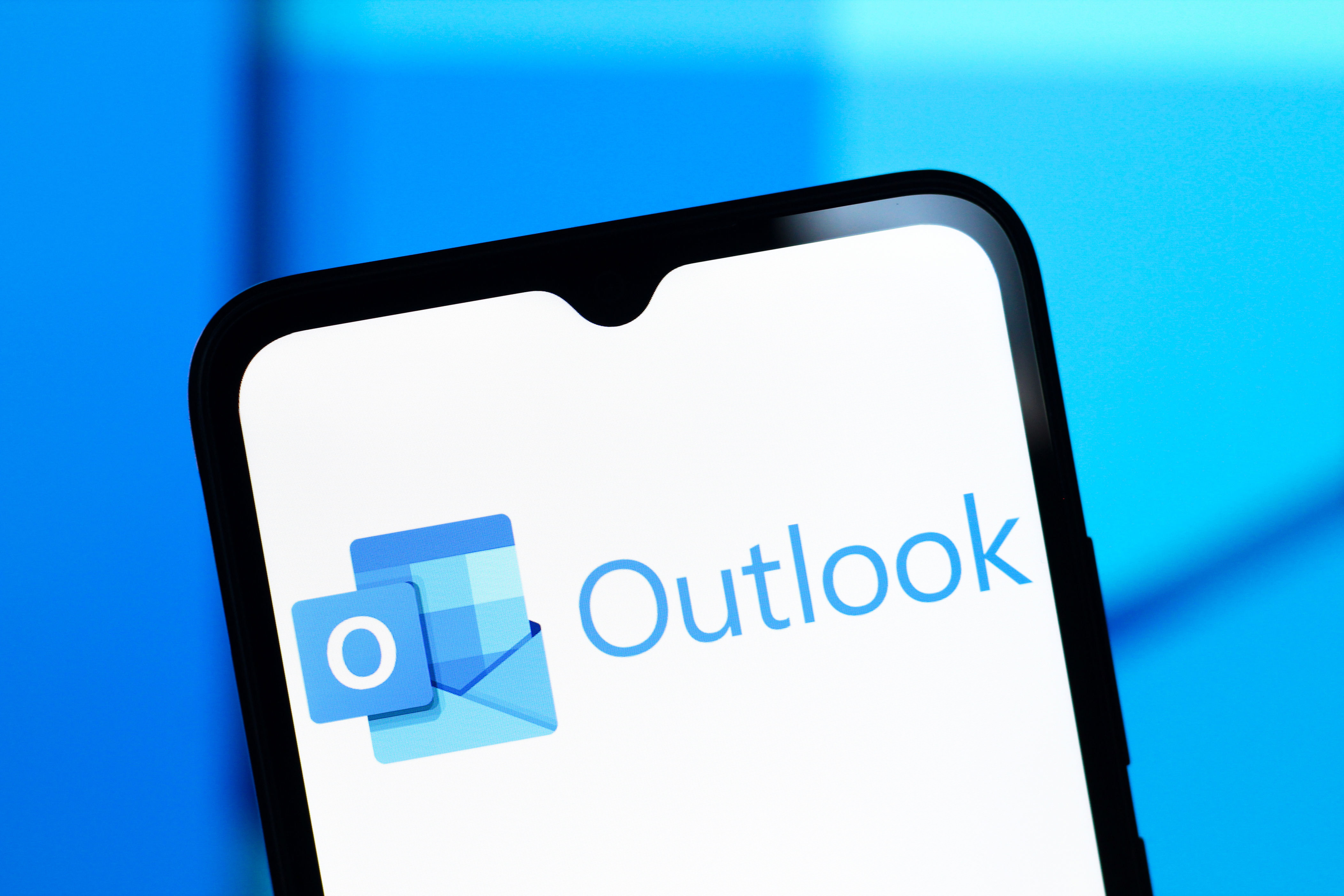 FBI warns of major phishing scam, with hackers 'hijacking' Microsoft ...