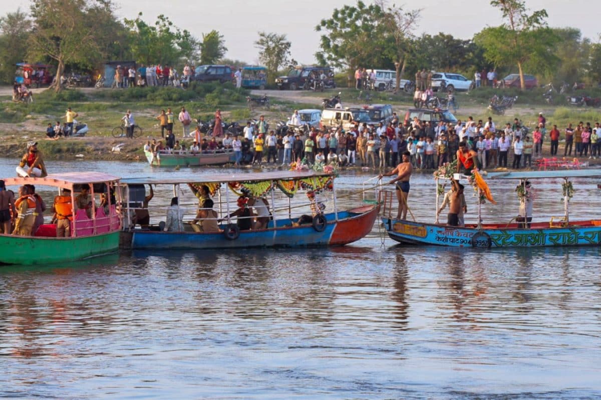 Three dead, four missing after boat capsizes in Bihar's Samastipur ...
