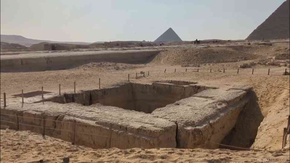 What scientists found on Egypt’s basalt pavement