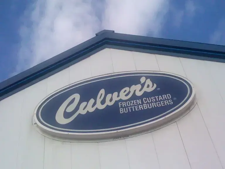 6 fast food chains that surprisingly still make food fresh daily