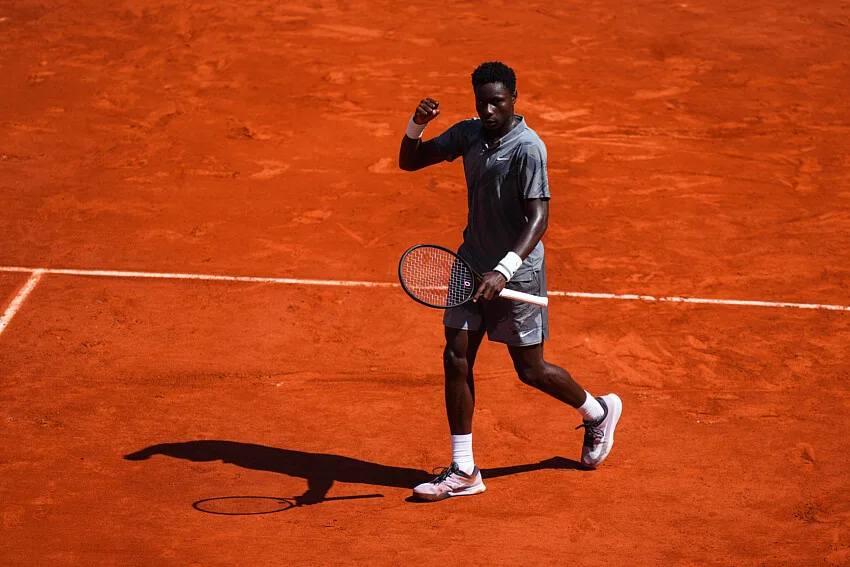 Roland-Garros : Kouamé continue, Vacherot jette l’éponge