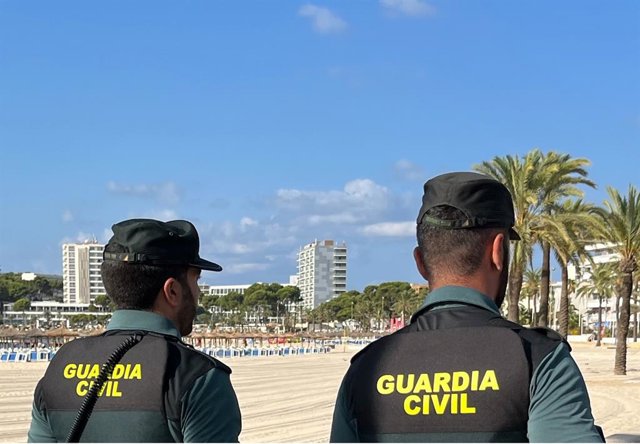 Bonet agradece a Pastor que ensalce el trabajo de la Guardia Civil tras ...