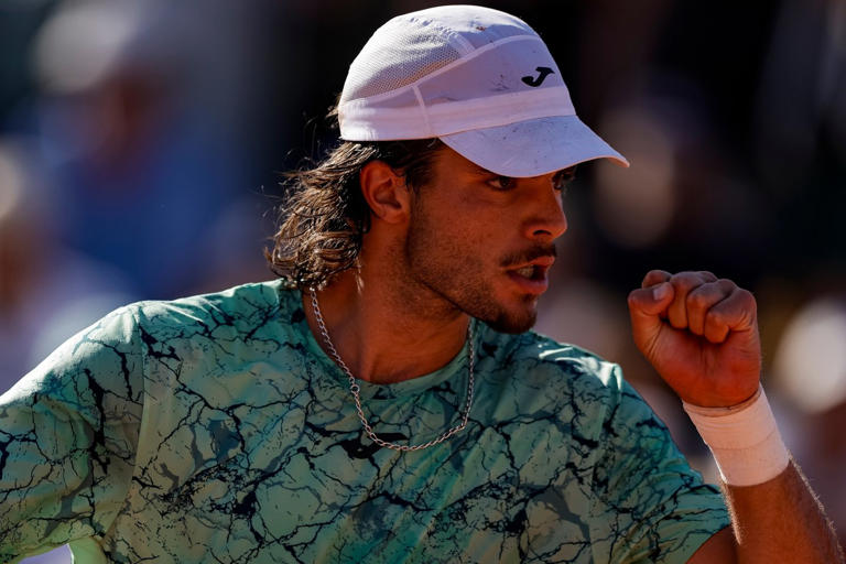 Struff é um gigante, ele ainda mais: Jaime na 3.ª ronda