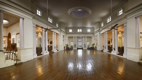 Terms of trade: A colonial club and the art of political schadenfreude