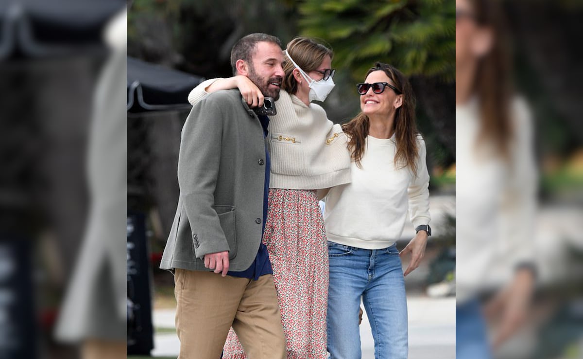 Ben Affleck and Jennifer Garner stand strong beside daughter Violet ...
