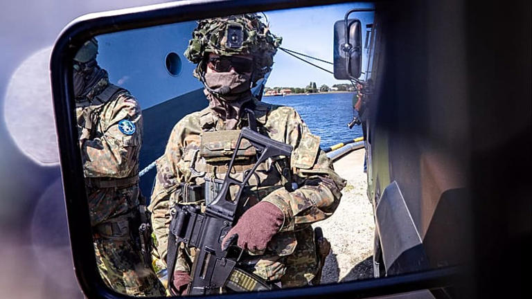 Germany and Netherlands to set up NATO command centre in Baltics ...