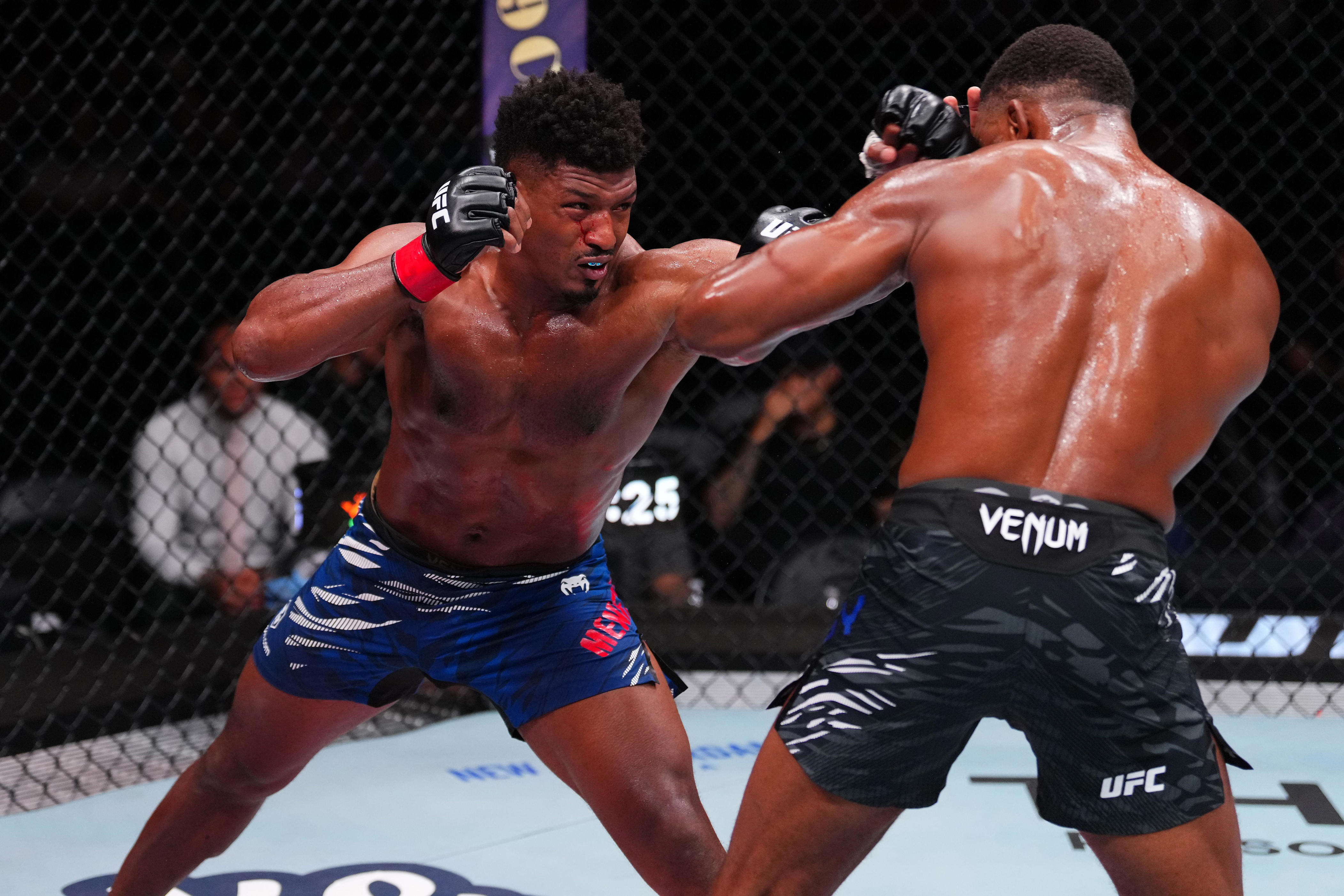 Zhang Mingyang vs. Alonzo Menifield: Odds, full fight preview and ...