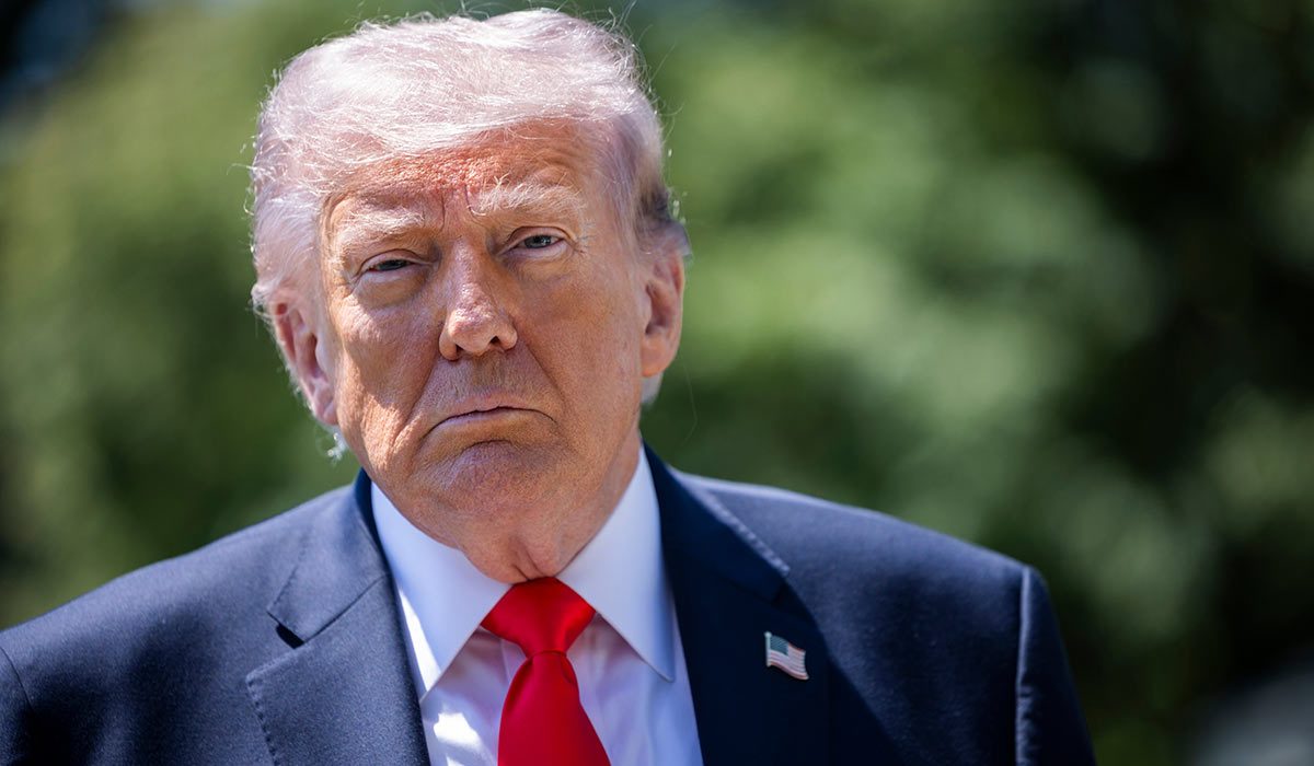 Trump delivers major Iran war update after week of chilling threats