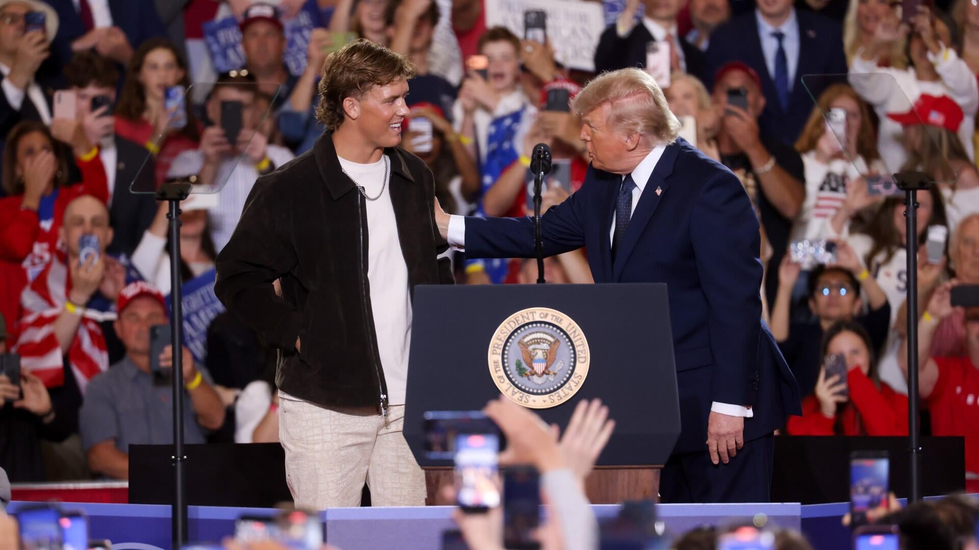 Jaxson Dart addresses Giants locker room after Donald Trump political ...